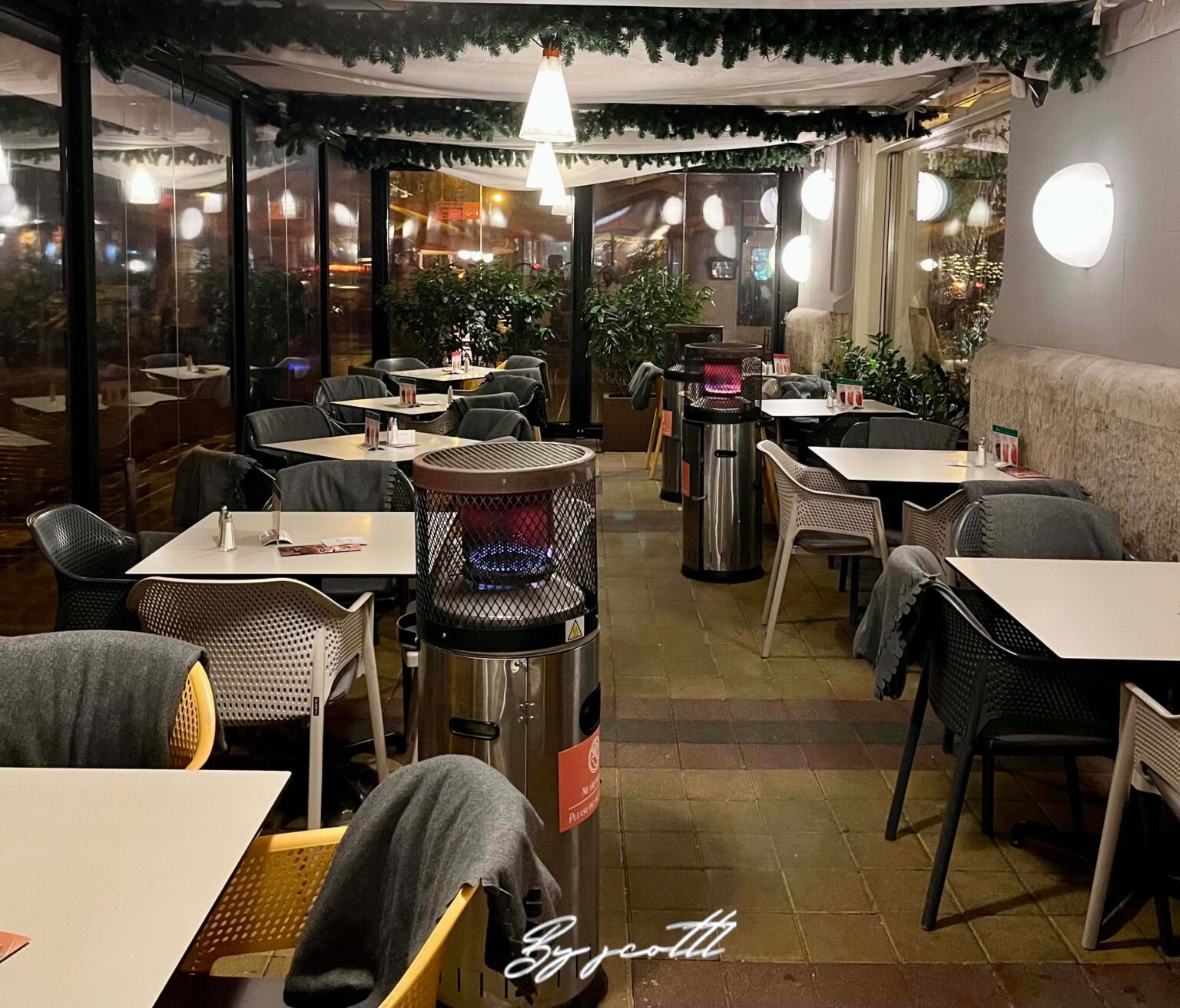 【布達佩斯】匈牙利美食餐廳介紹－Menza Restaurant餐廳 便宜好吃